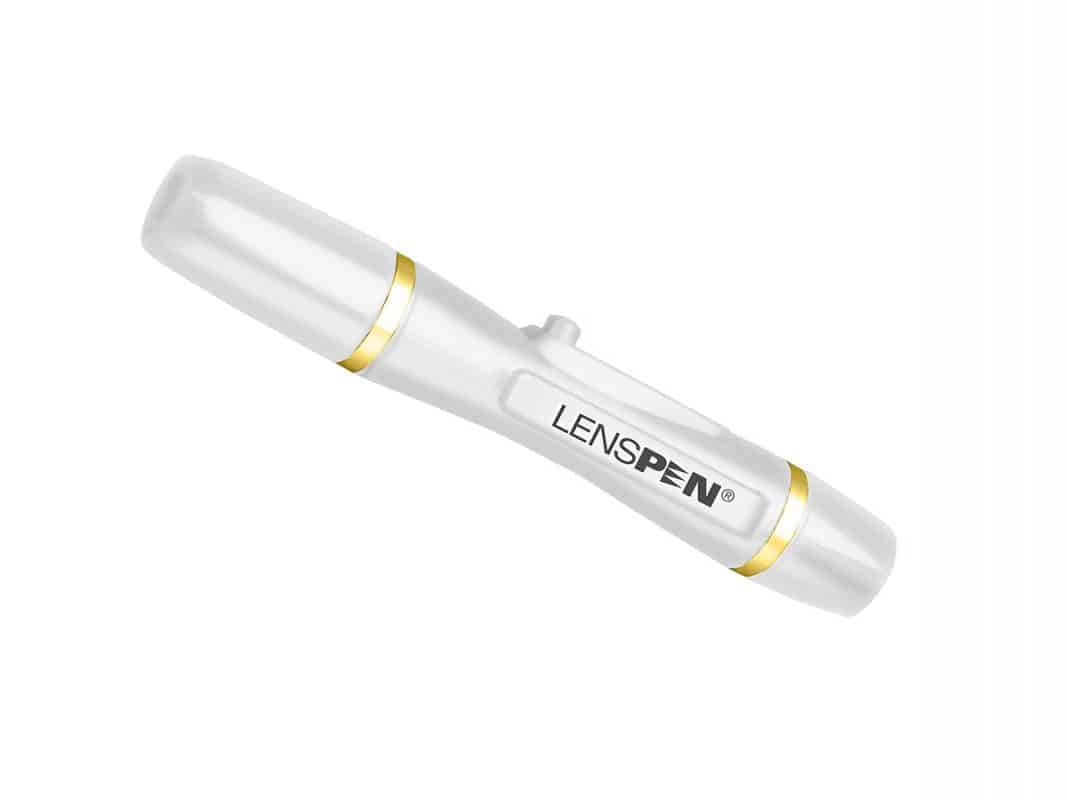Lenspen Lens Cleaner Original White - puhdistuskynä - Kuva-Järvinen